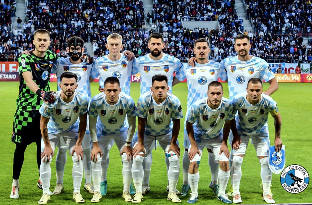 Corvinul Huneadoara a primit licența UEFA și va participa în ...