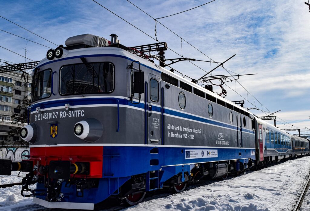 LEMA 012, noua locomotivă modernizată la SCRL Brașov - Presshouse.ro